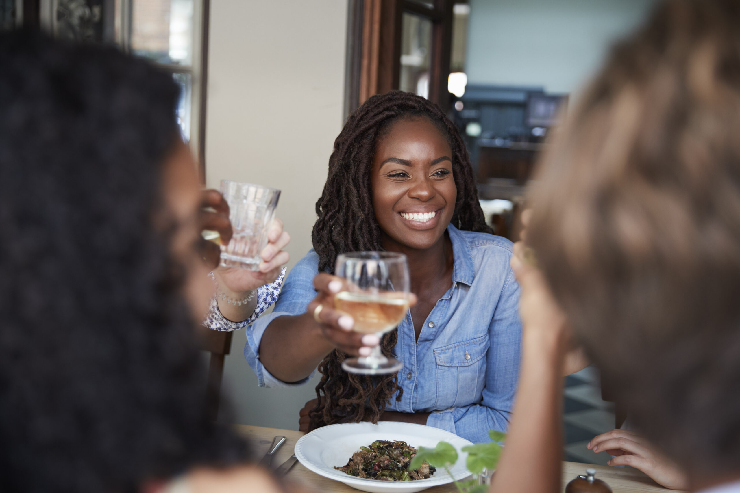 Decode & Connect: Your Mini Passport To Dating - Luxxxe Magazine